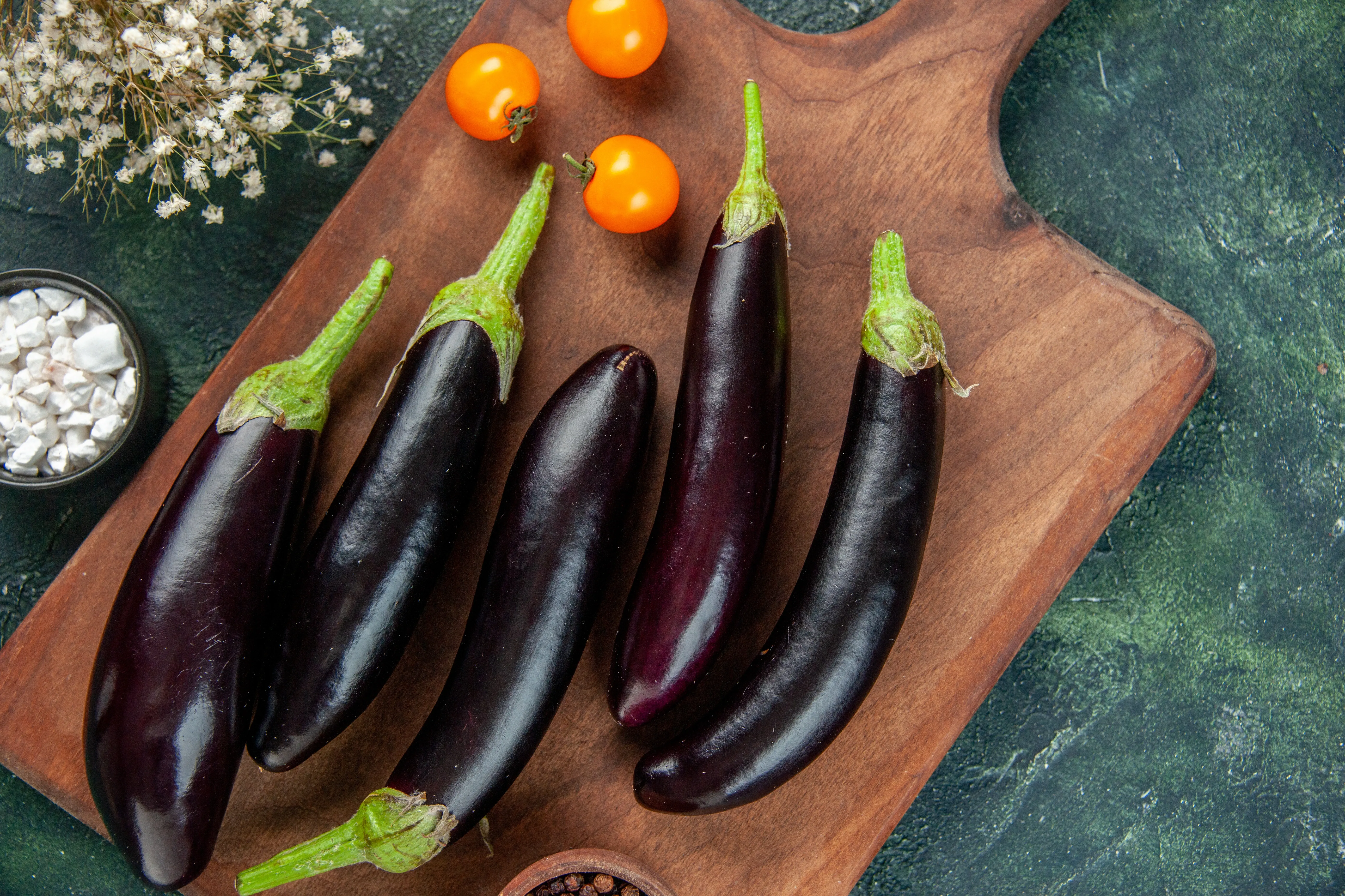 Brinjal (Baingan): 7 Key Health Benefits, Uses & Side Effects